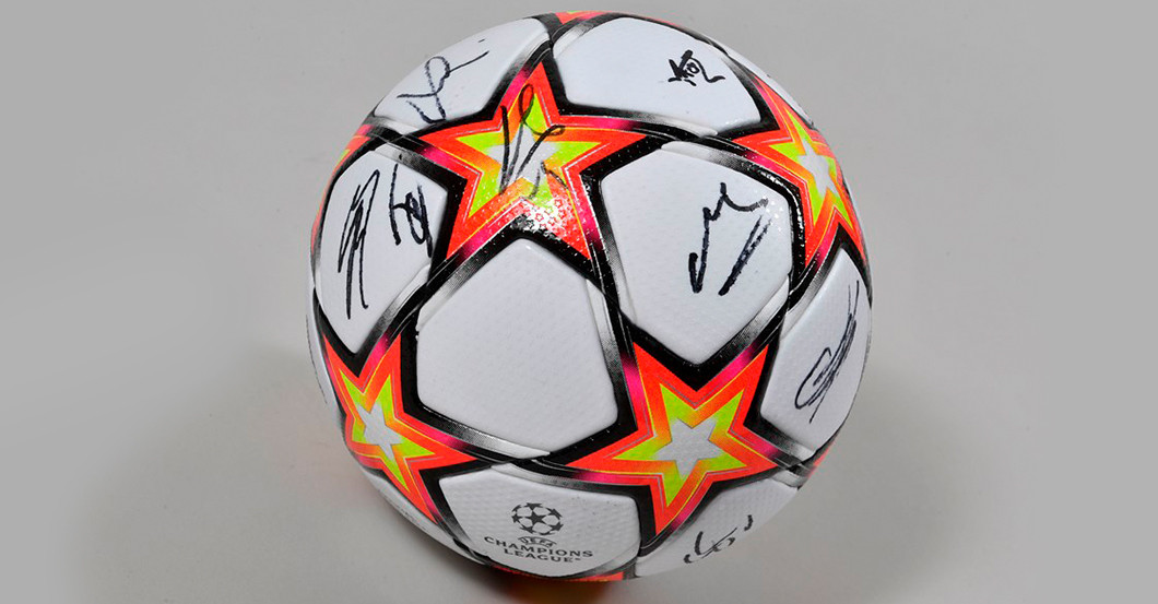 Bayern Munich Stars Signed a Champions League Football