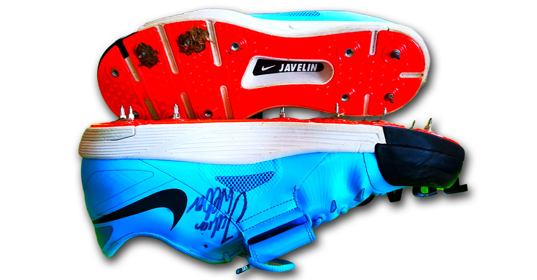 Speerwurf-Europameister Julian Weber stiftet Wettkampfspikes