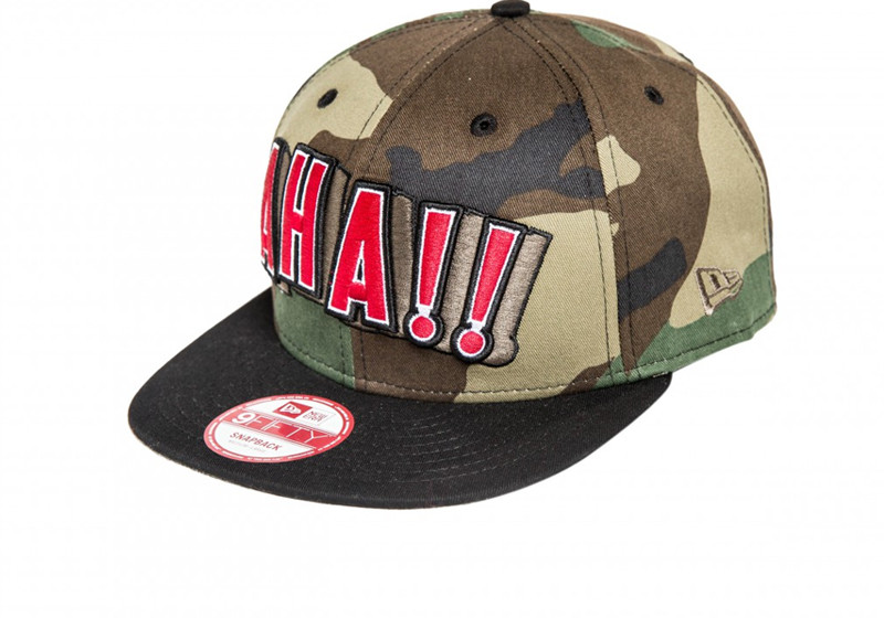 Besonderes WM-Accessoire: Das getragene AHA-Cap von Podolski