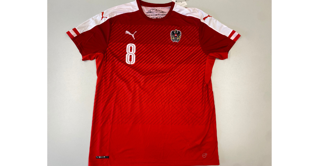 Österreich-Star David Alaba signiert Nationaltrikot in Größe M