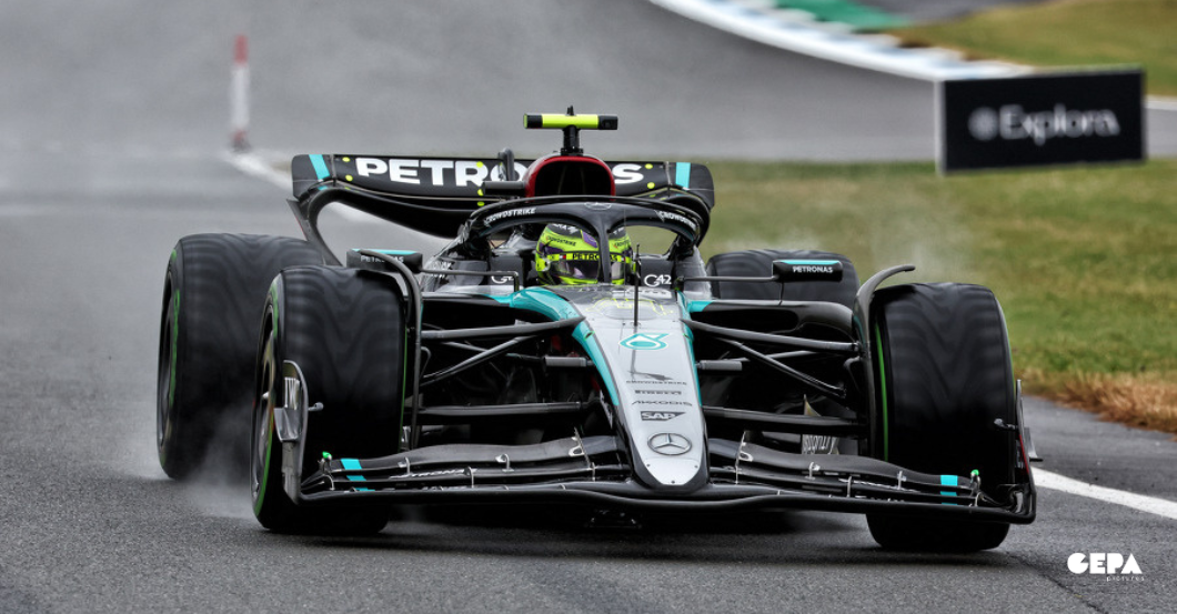 VIP-Tour durch die Mercedes-AMG PETRONAS F1 Team Headquarters!