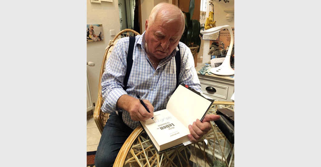 The Iconic Boxing Coach Ulli Wegner Signed his Book