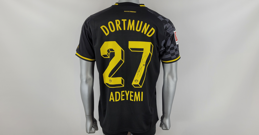 Signiertes BVB-Auswärtstrikot von Karim Adeyemi