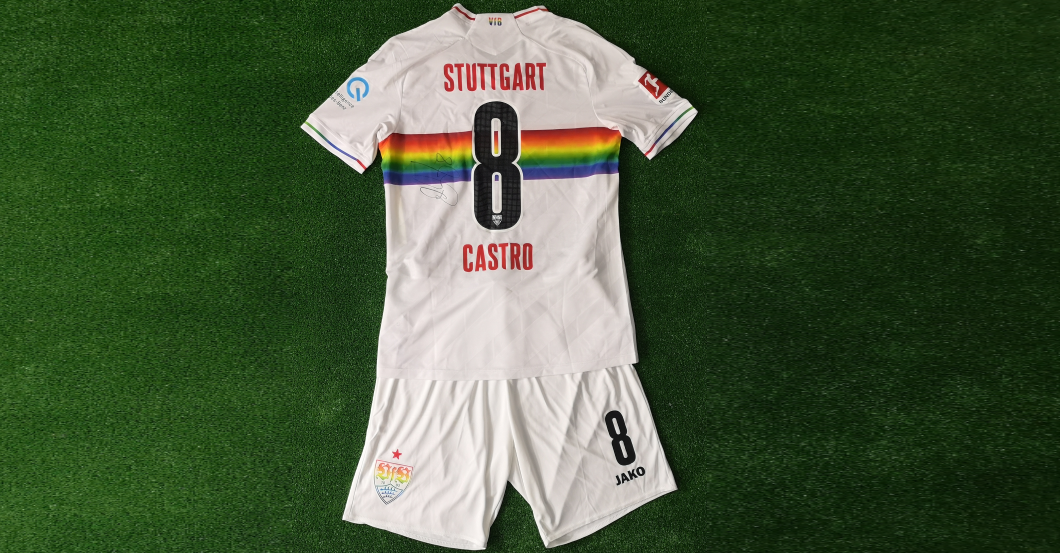 Signiertes VfB-Sonderoutfit von Castro