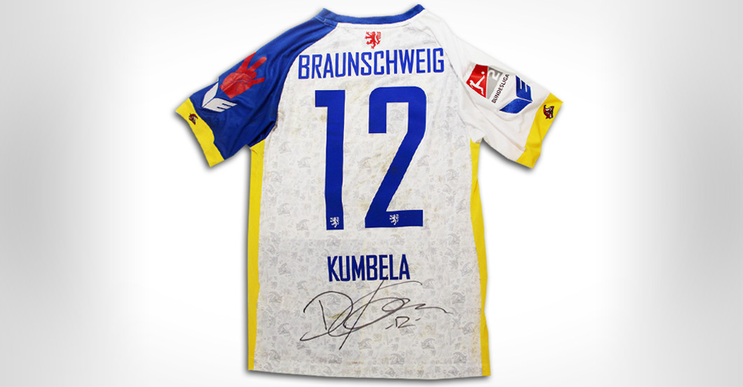 Eintracht Braunschweig Karnevals-Trikot von Domi Kumbela