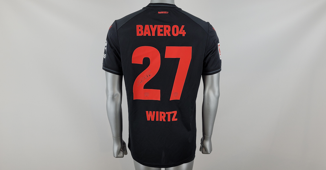 Signiertes Heimtrikot von Leverkusen-Star Florian Wirtz