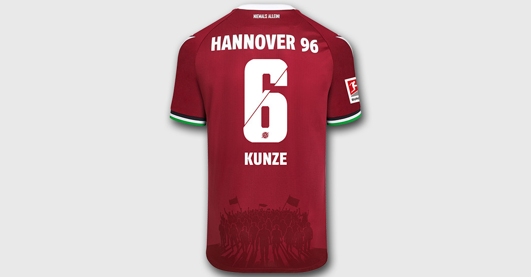 Persönliches Hannover-96-Sondertrikot von Fabian Kunze mit Signatur