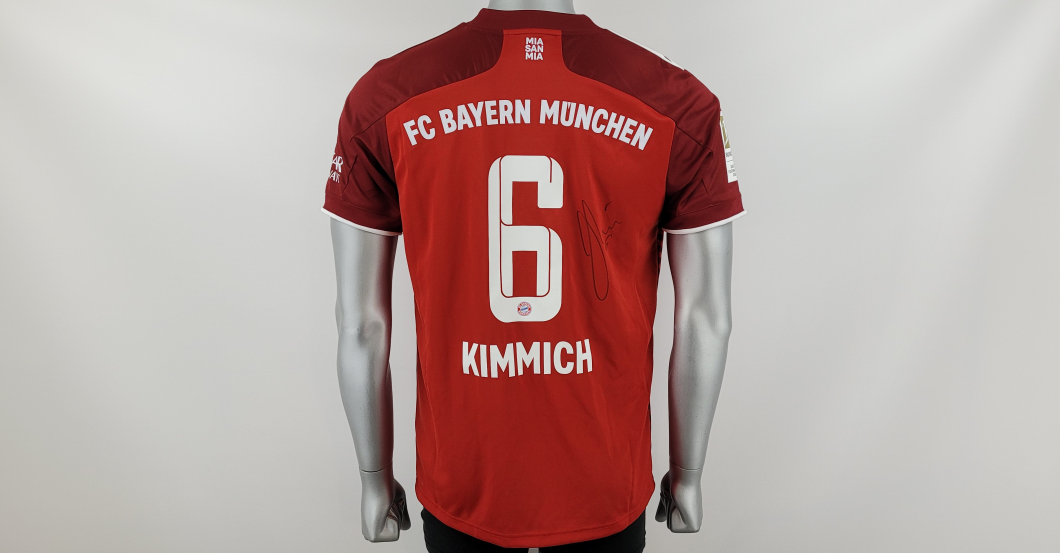 Handsigniertes FCB-Trikot von Joshua Kimmich
