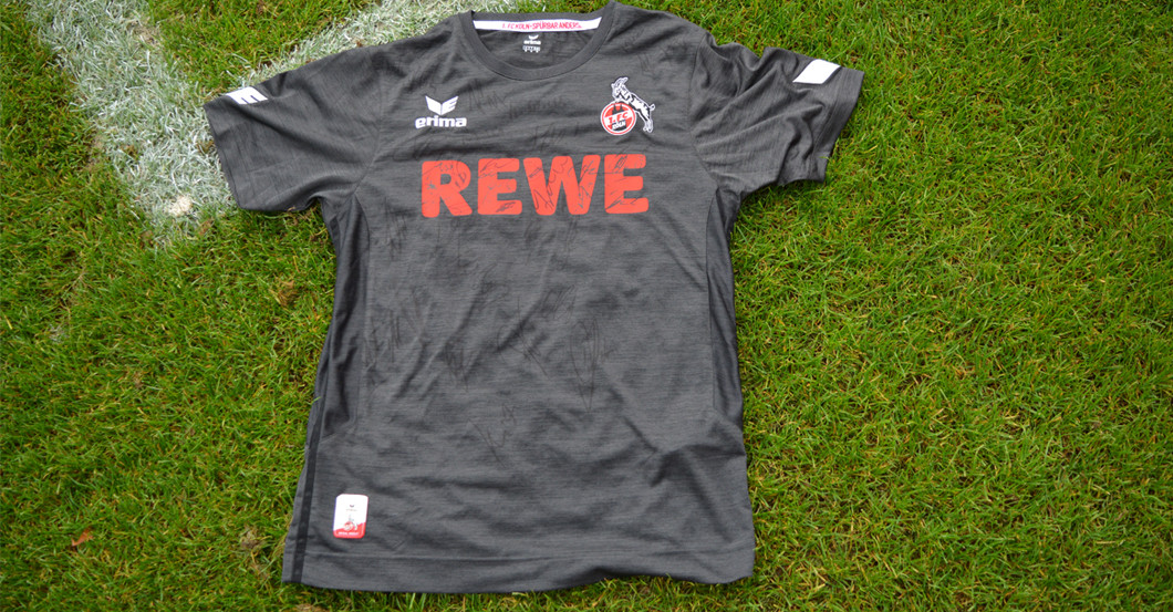 Aus der Bundesliga: FC Köln Ausweichtrikot vom Team signiert