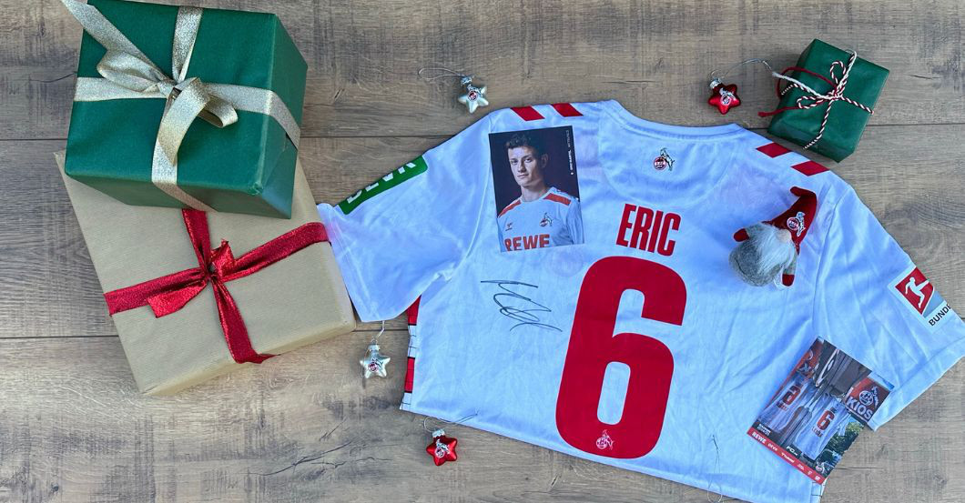 1. FC Köln-Star Eric Martel signiert Vornamen-Sondertrikot