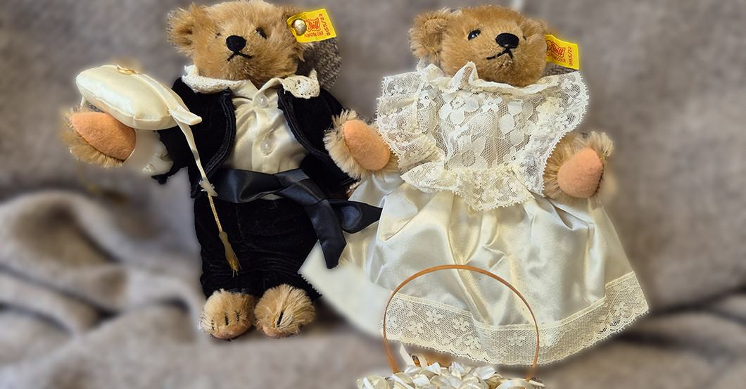 Steiff Teddy Pair “Flower Girl and Ring Bearer”