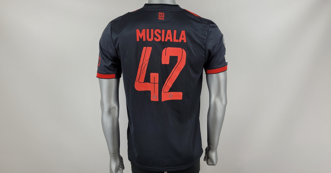 Signiertes CL-Trikot von FCB-Star Jamal Musiala