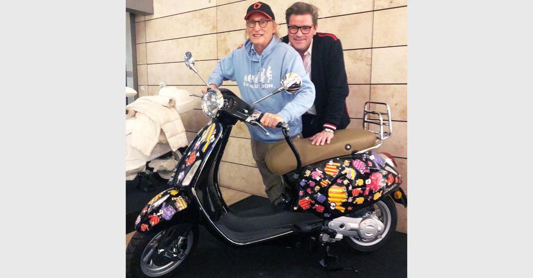 Real Highlight: Otto Waalkes Designs Unique Vespa
