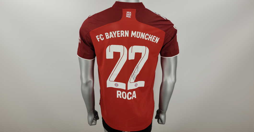 Getragenes FCB-Trikot von Marc Roca