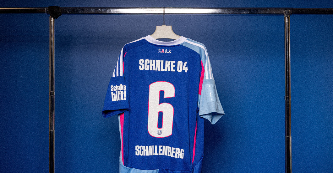 Getragenes Schalke 04-Sondertrikot von Ron Schallenberg
