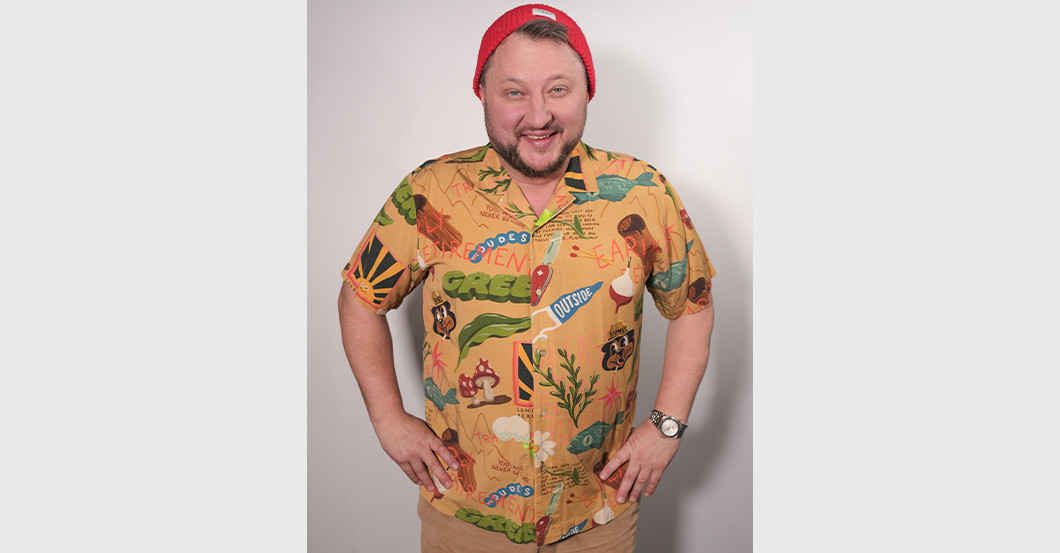 TV-Foodexperte Sebastian Lege versteigert sein buntes Hemd