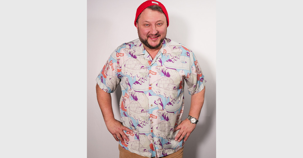 TV-Foodexperte Sebastian Lege versteigert sein buntes Hemd