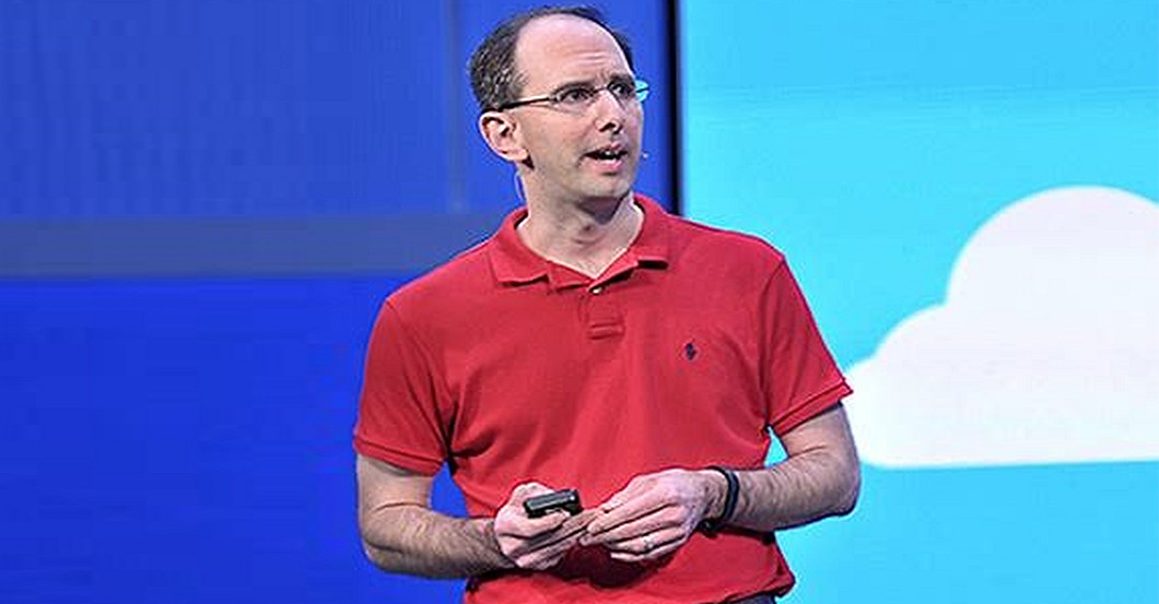 Microsoft Vice President Scott Guthrie versteigert sein Poloshirt