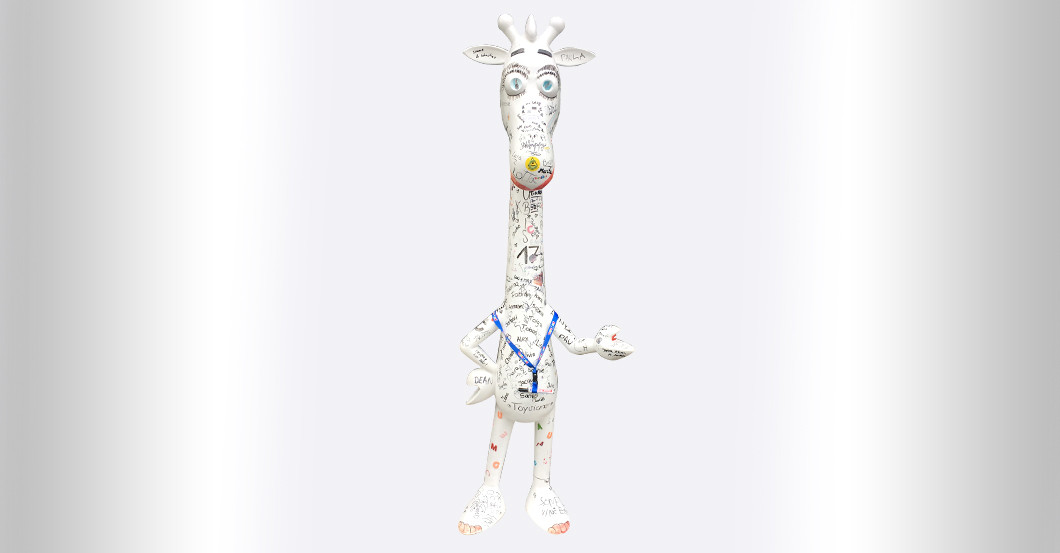 Großstadtsafari-Giraffe „The interactive Giraffe“ von Toys „R“ Us