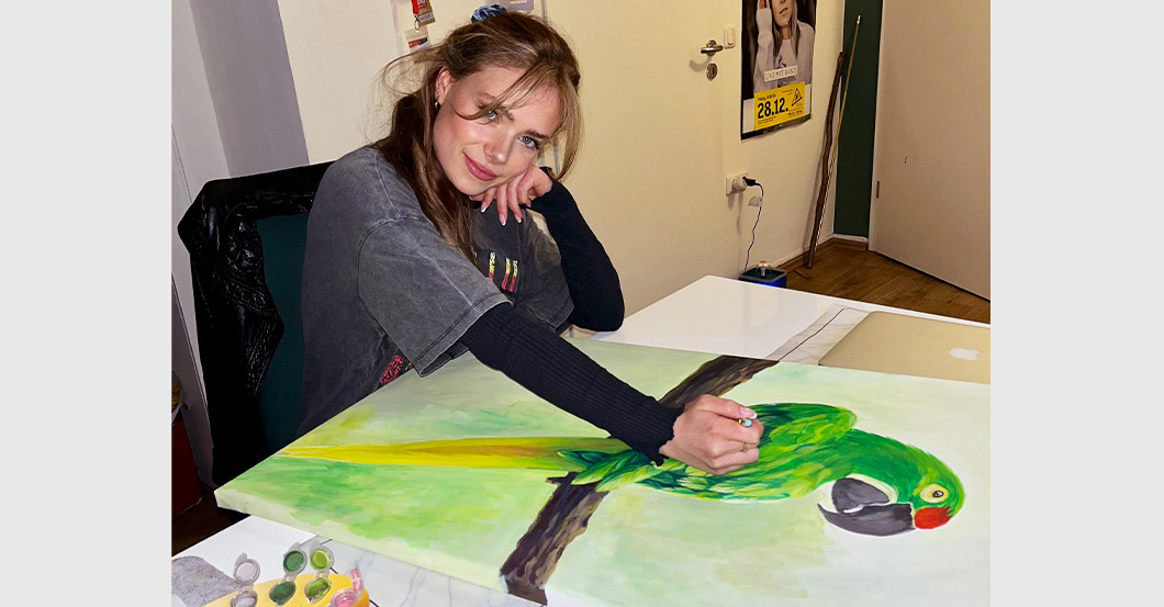 DSDS-Gewinnerin Marie Wegener stiftet persönlich gemaltes Bild