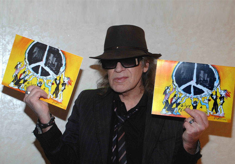 Udo Lindenbergs Grußkarte „Give Peace a Chance“ als Plakat