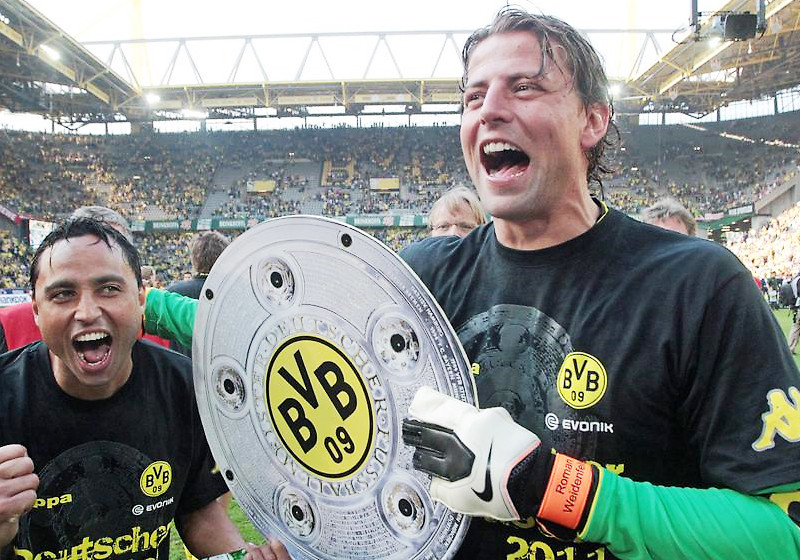 VIP-Tickets fürs Meister-Spiel – vom BVB-Kapitän überreicht